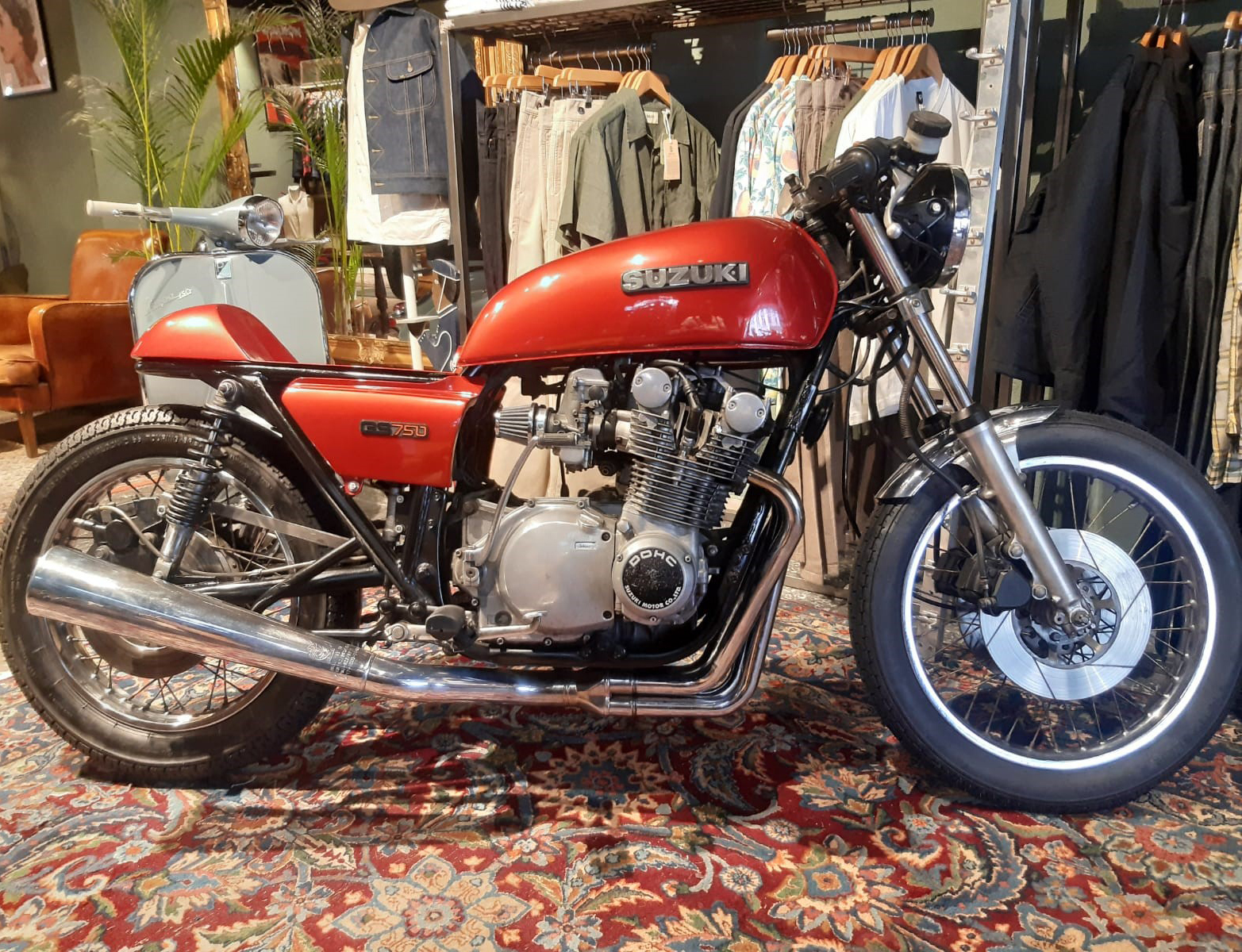 About - Maniak Motorcycles